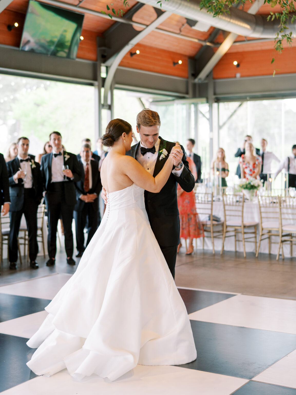 Timeless Atlanta Athletic Club Wedding - Hannah Forsberg | Destination ...